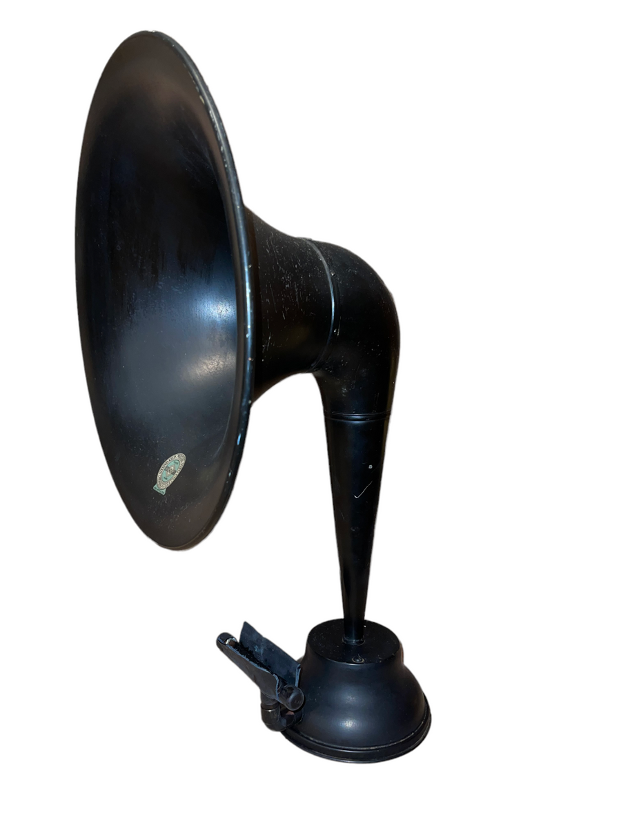 The Standard – iHorns